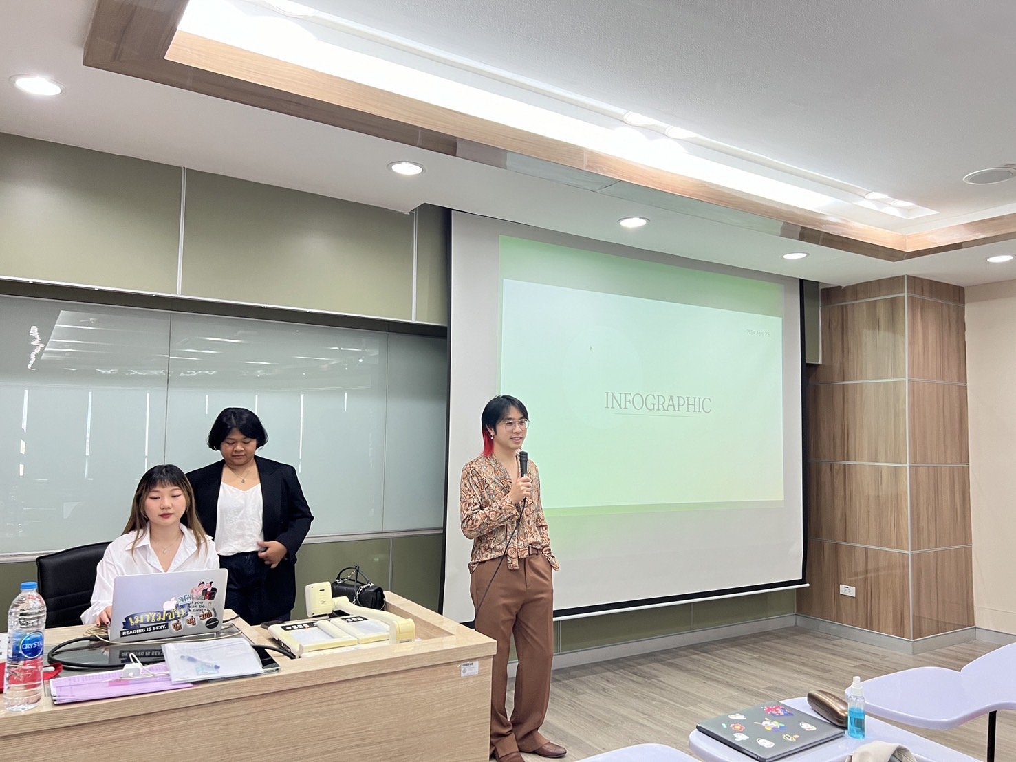 23 เมษายน 2567- ภาพกิจกรรมโครงการสร้างทักษะการเขียนสื่อดิจิทัล