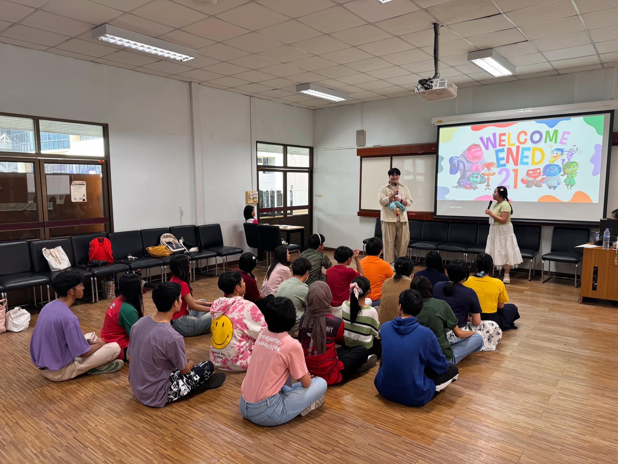 7 กันยายน 2567 นิสิตหลักสูตรการศึกษาบัณฑิต สาขาวิชาภาษาอังกฤษ ชั้นปีที่ ...